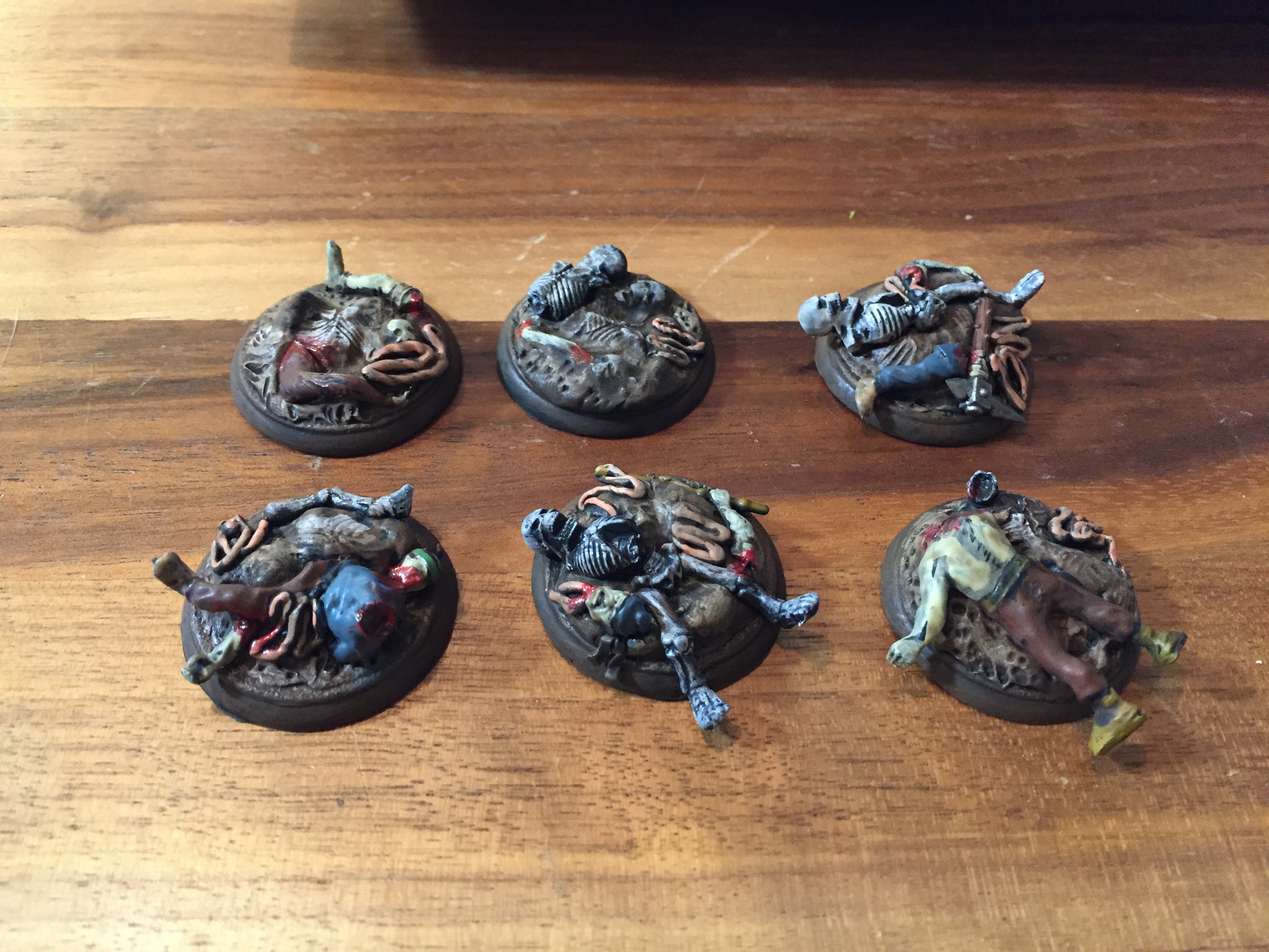 Corpse Piles – OnTableTop – Home of Beasts of War