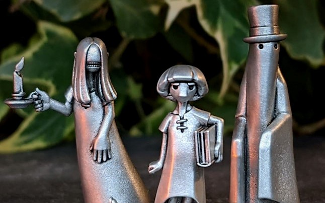 Haunt Yellowfield House With Statuesque’s Newest Ghosts – OnTableTop ...