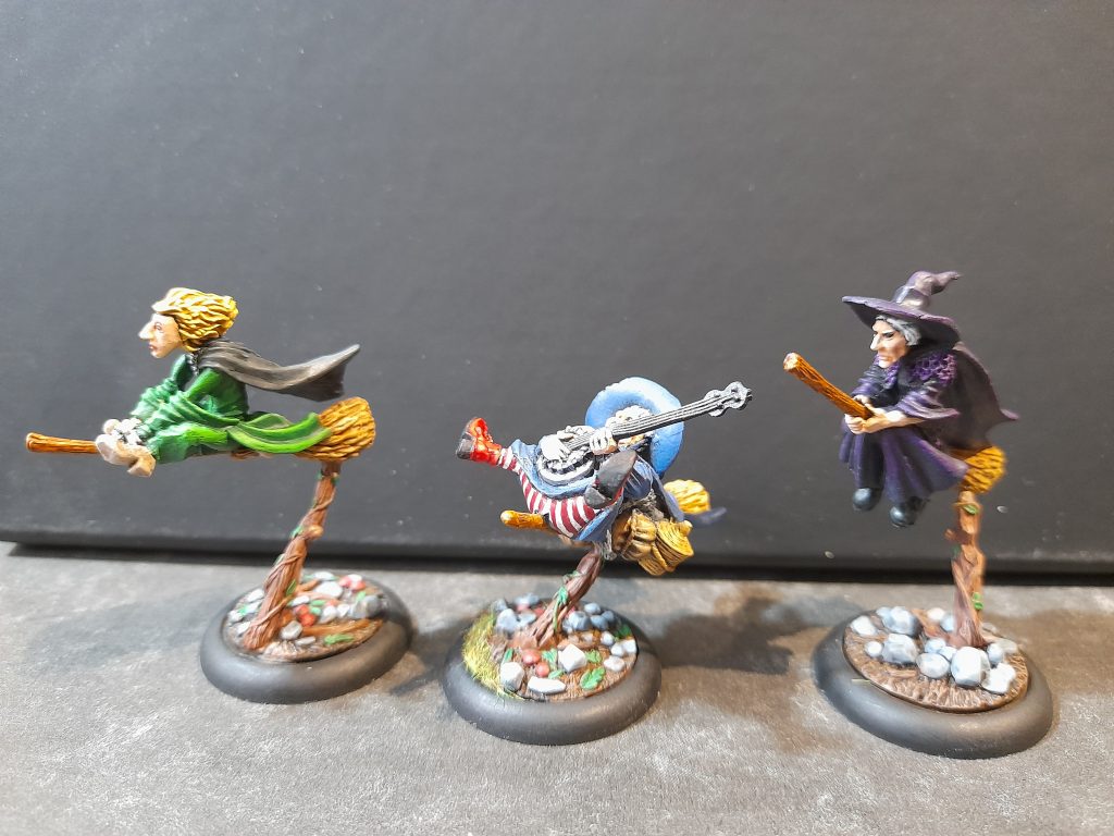 Community Spotlight: Bulk BattleTech, Discworld Witches & Blanchitsu ...