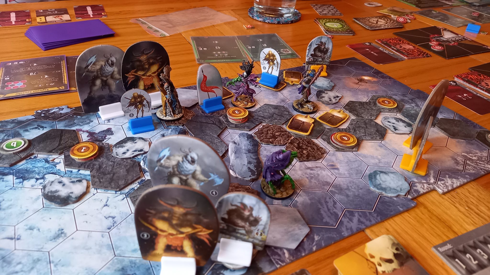 Frosthaven – Reviewing The Behemoth Of Board Gaming – OnTableTop – Home ...