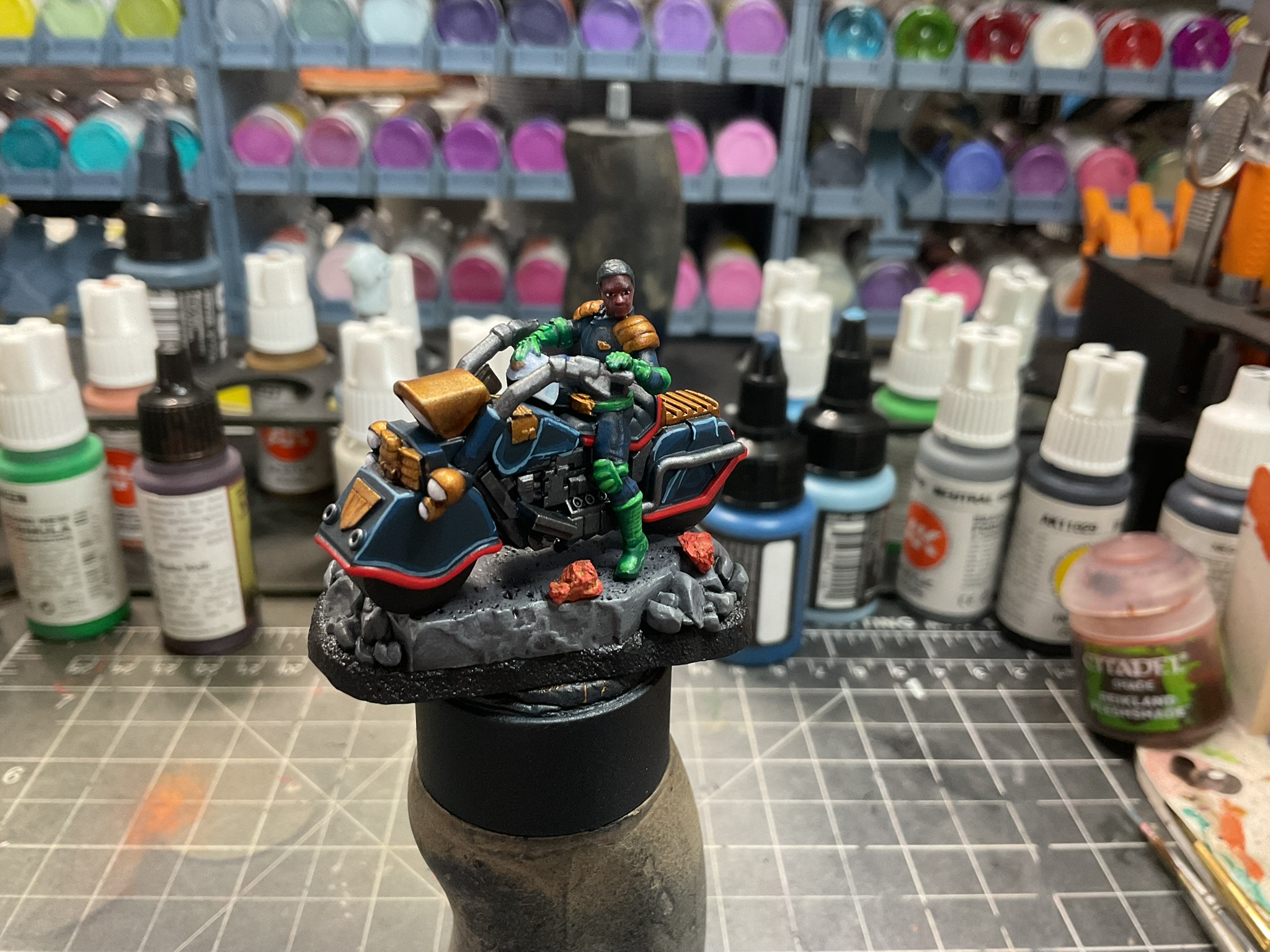 Some rowdy citizens, a mechanismo, and some good and bad judges ...